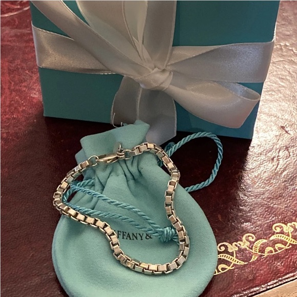 Tiffany & Co. | Jewelry | Sterling Silver Venetian Box Chain Tiffany Co ...